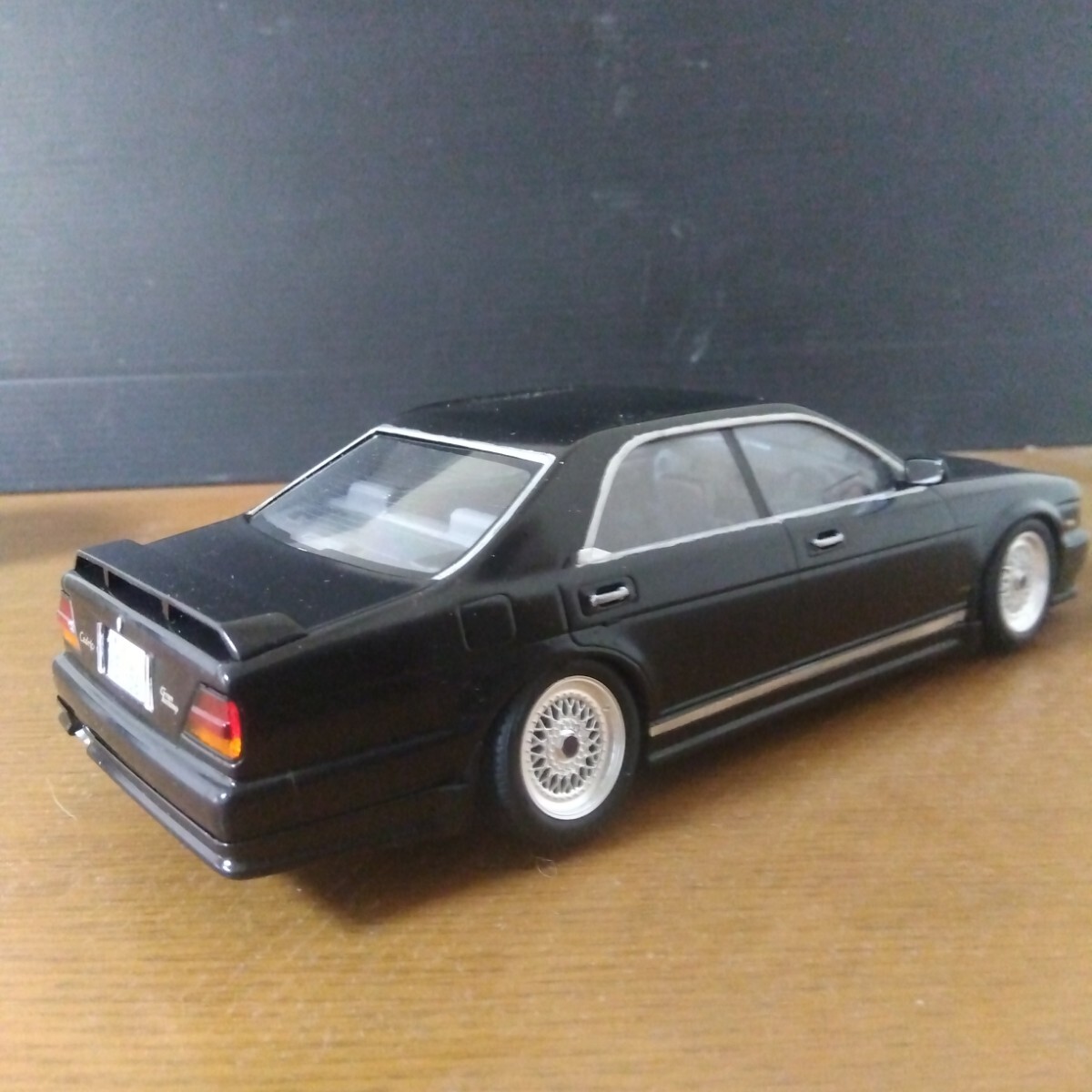 Yahoo!オークション - アオシマ 1/24 Y32セドリックグランツー 完成品 ...