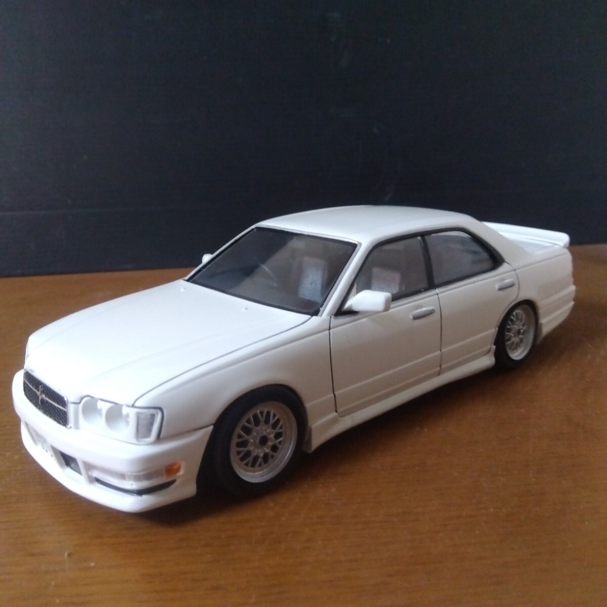 Yahoo!オークション - アオシマ 1/24 Y33セドリックグランツー 完成品 ...