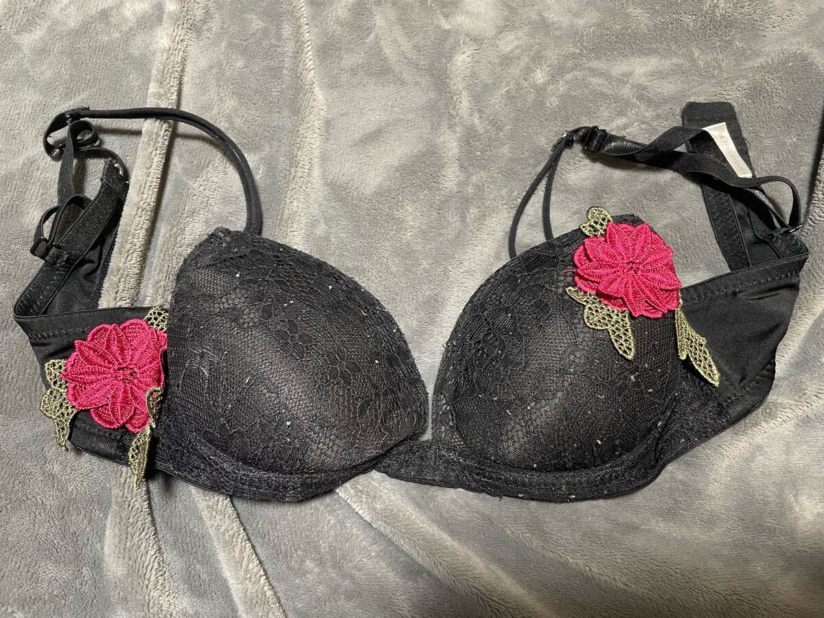 Yahoo!オークション - ブラジャー B70