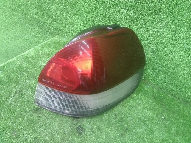 Yahoo!オークション - レガシィ E-BG5 右 テール ランプ ライト GT 4WD...