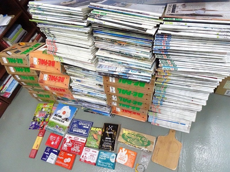 アウトドア雑誌 1981年 2024年 BE-PAL ビーパル 約521冊 まとめ No.1 534号 一部付録付き_東Nwc 041/(キャンプ、アウトドア用品)｜売買されたオークション情報 ...
