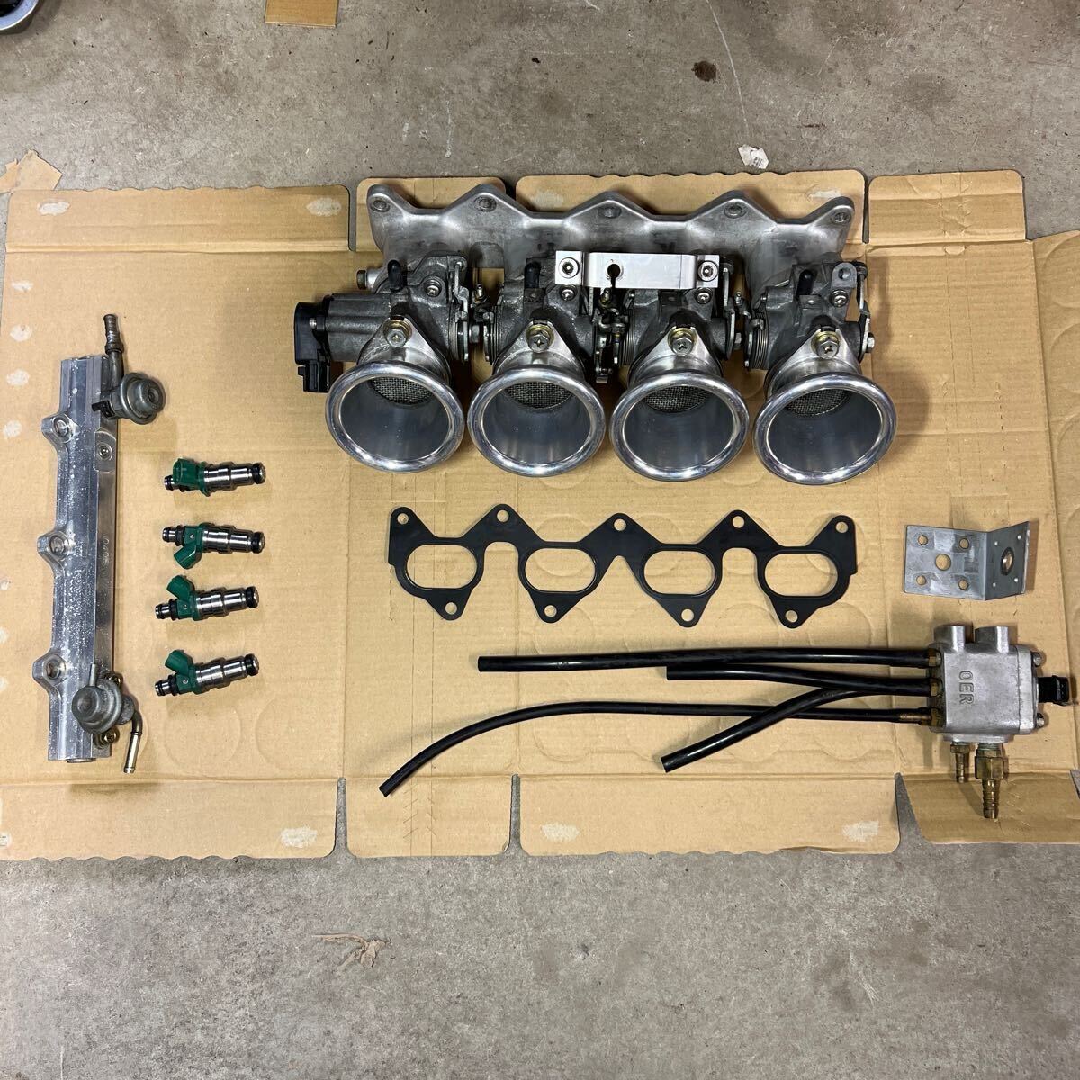 Yahoo!オークション - AE86 4AG AE92 92後期 4連スロットルセット 1014...