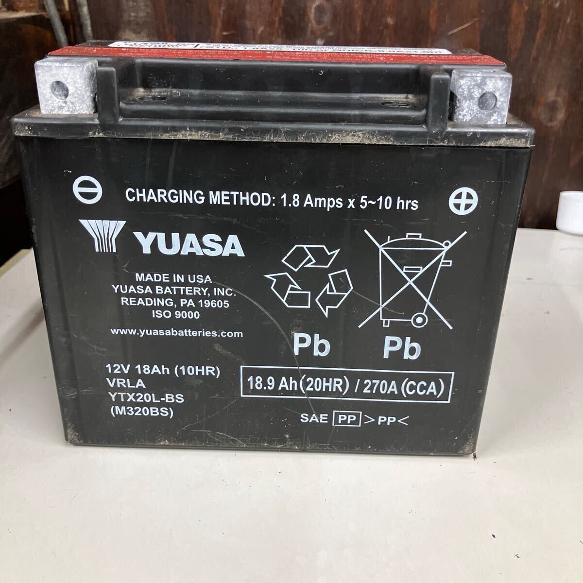 Yahoo!オークション - YUASA YTX20L-BS ハーレーXL883 XL1200 ダイナ ...