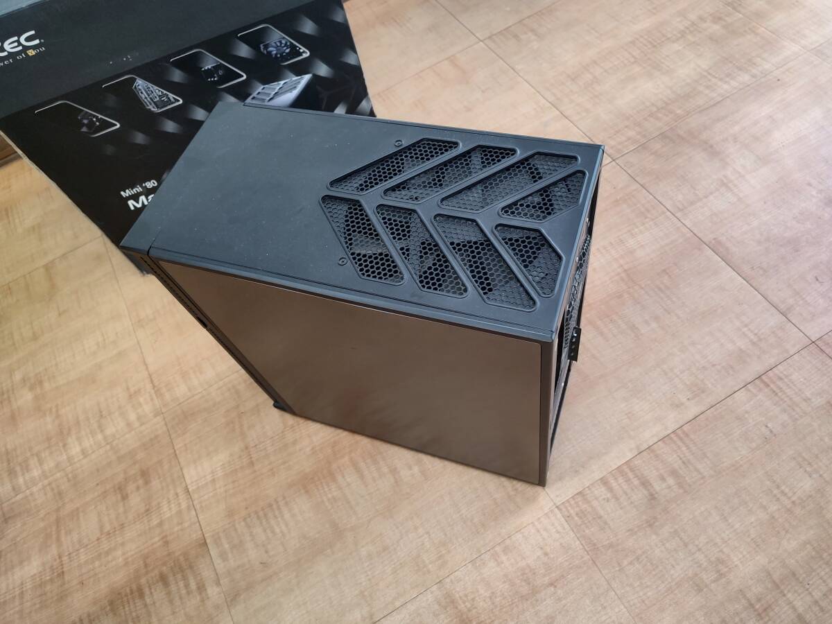 Yahoo!オークション - PCケース Antec P180 mini MicroATX