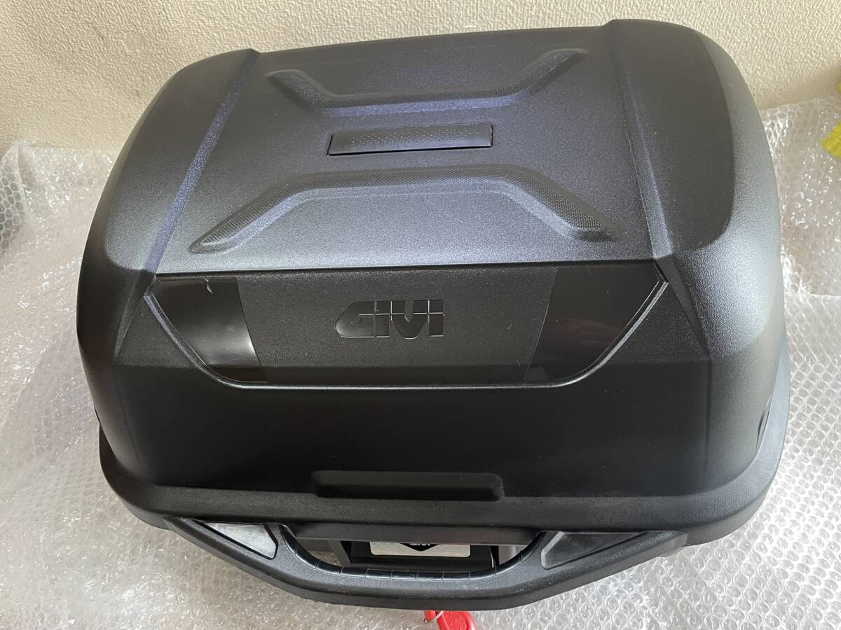 Yahoo!オークション - GIVI製トップケース E43