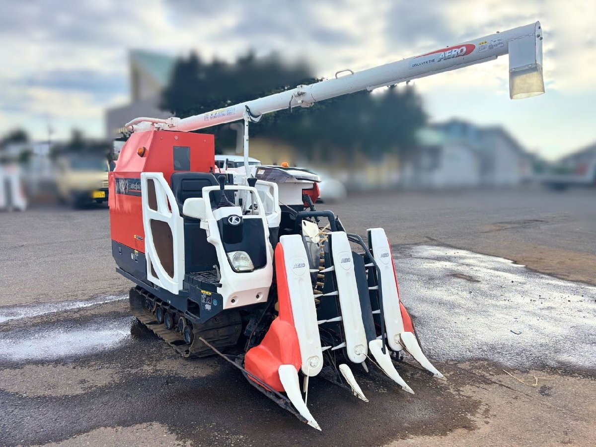 Yahoo!オークション - （青森）クボタ コンバイン AR323 GHDW2 23馬力 ...