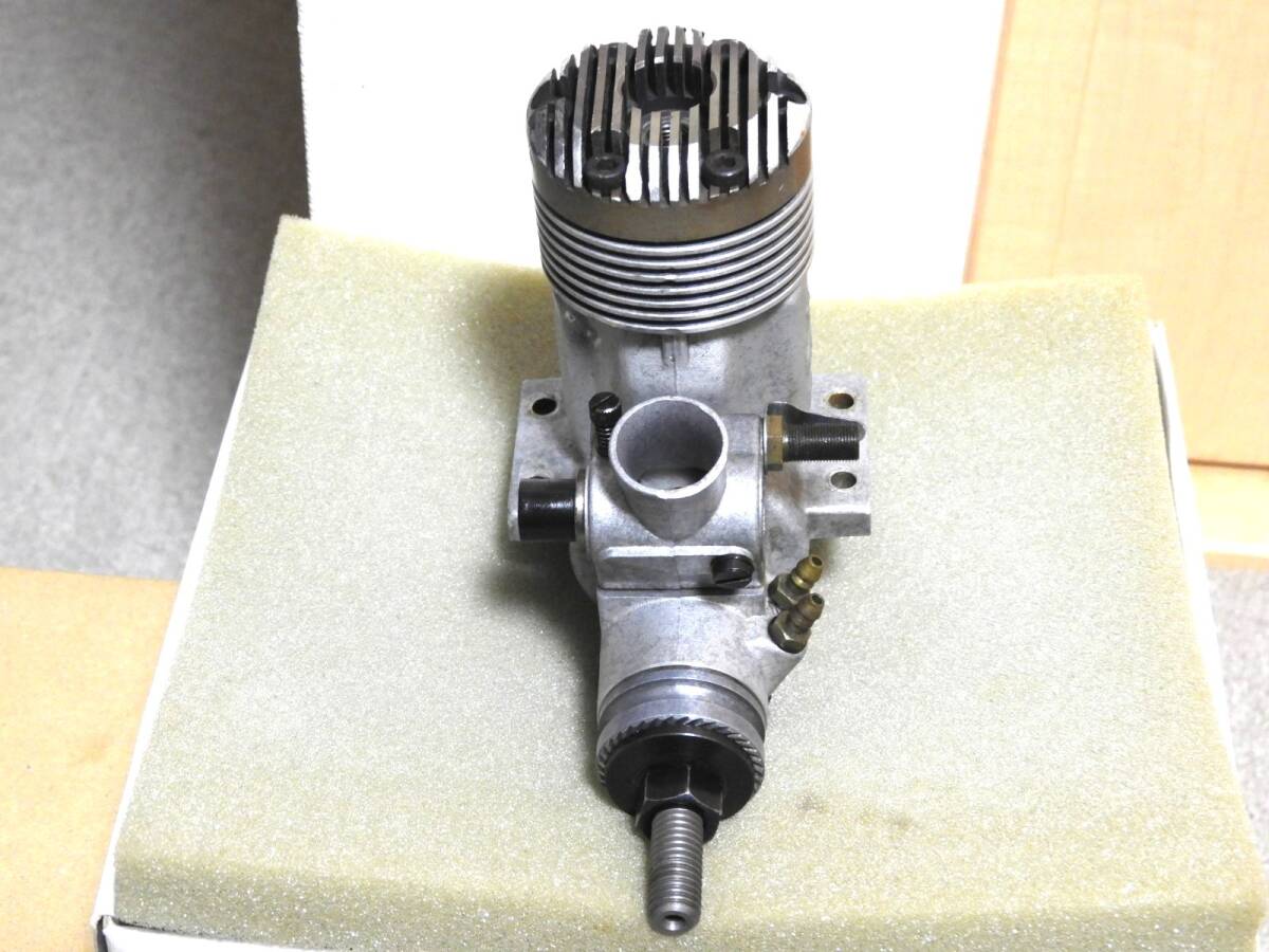 Yahoo!オークション - YS 60FR 2stグローエンジン（後方排気...