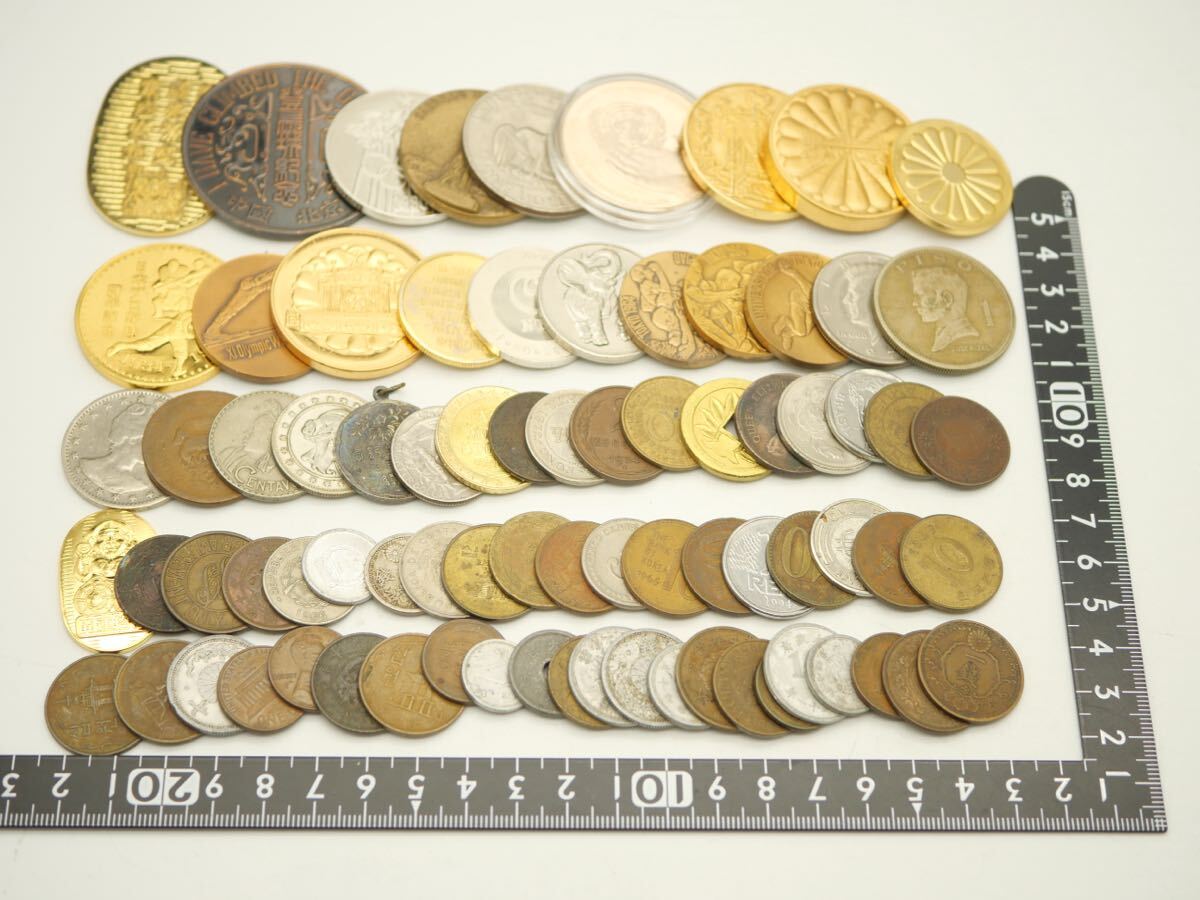 Yahoo!オークション - 【E77】 60サイズ コイン メダル 外貨 天皇皇后...