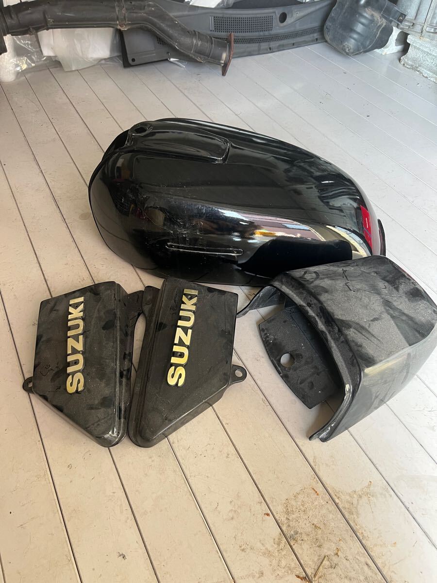 Yahoo!オークション - SUZUKI GS750 外装セット
