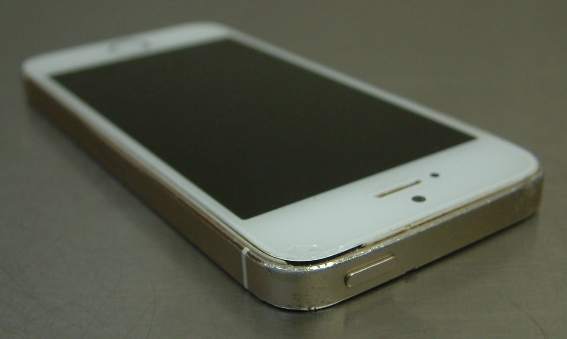 Yahoo!オークション - iPhone5s A1453 本体 ケーブル