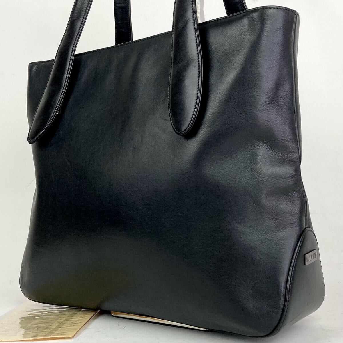 Yahoo!オークション - 【美品/A4】BALLY バリー トートバッグ 肩掛け ...