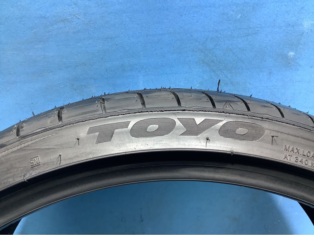 Yahoo!オークション - 255/30R21 22年 トーヨー PROXES C1S 中古タイヤ...