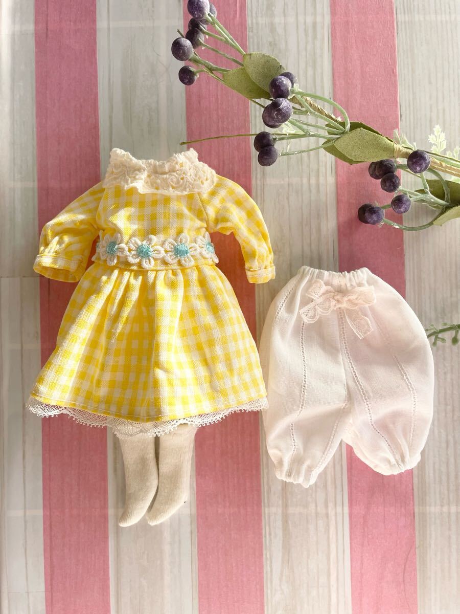 Yahoo!オークション - kotori.ワンピース3点セット yellow ブライスの...