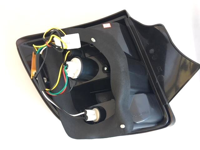 Yahoo!オークション - USルック仕様 ZZT系 セリカ ブラックLEDテール ...