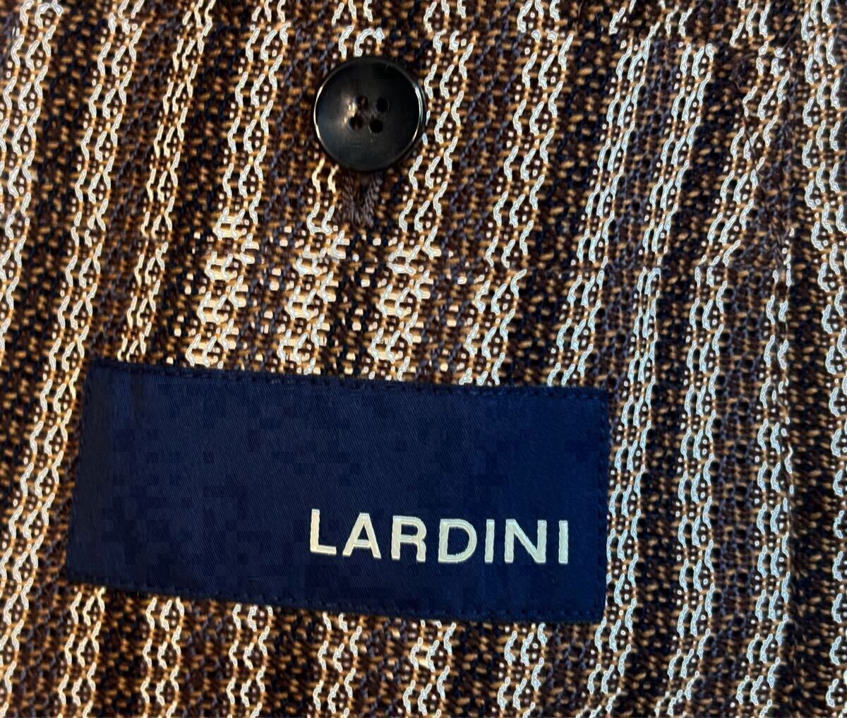 LARDINI 近年モデル ラルディーニ サイズ 48 M~L テーラード LARDINI 近年モデル ラルディーニ サイズ 48 M~L テーラード