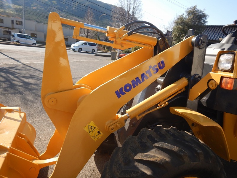 Yahoo!オークション - タイヤショベル WA40－6 730HR 2014...