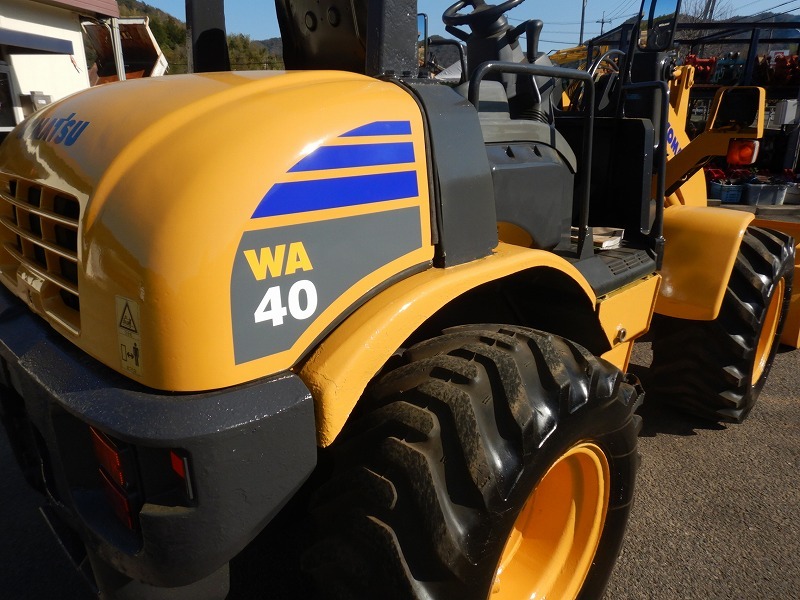 Yahoo!オークション - タイヤショベル WA40－6 730HR 2014...