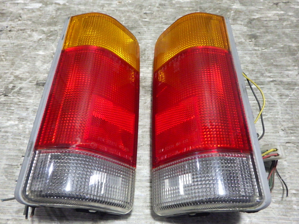 Yahoo!オークション - 売り切り V-KV4 サンバーディアス クラシック KV...