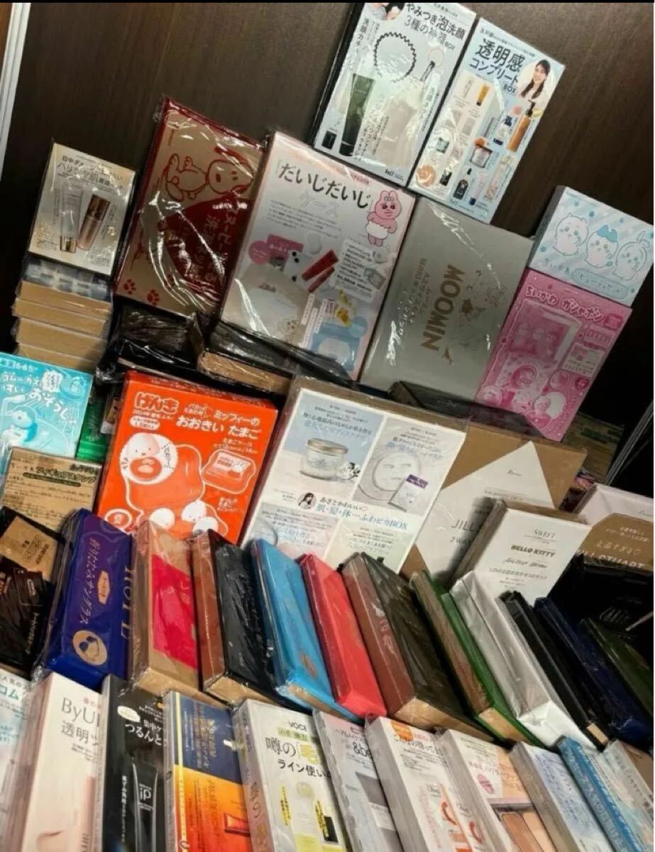 Yahoo!オークション - at2雑誌付録雑貨120点以上スヌーピーちいかわハ...