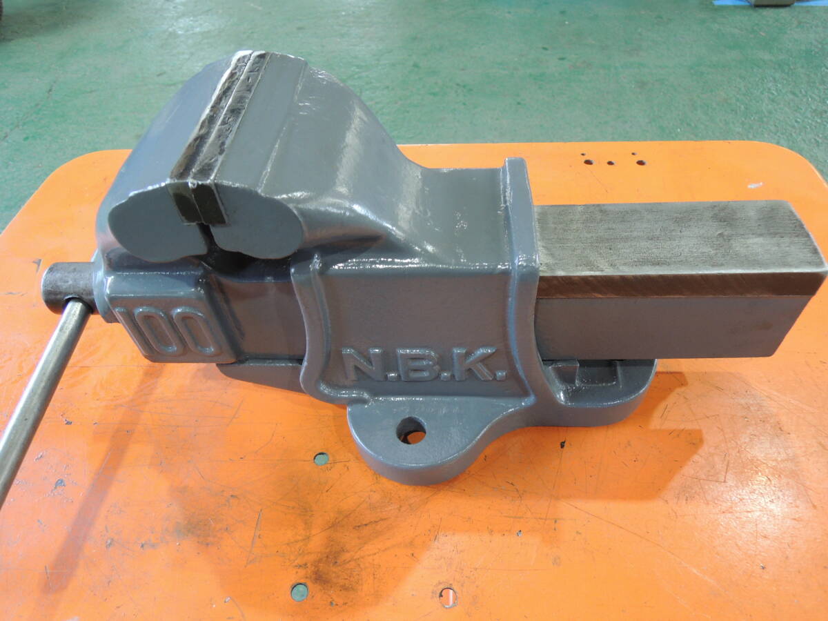Yahoo!オークション - 万力 NBK 100 口金幅約100㎜ バイス 再塗装品 ク...