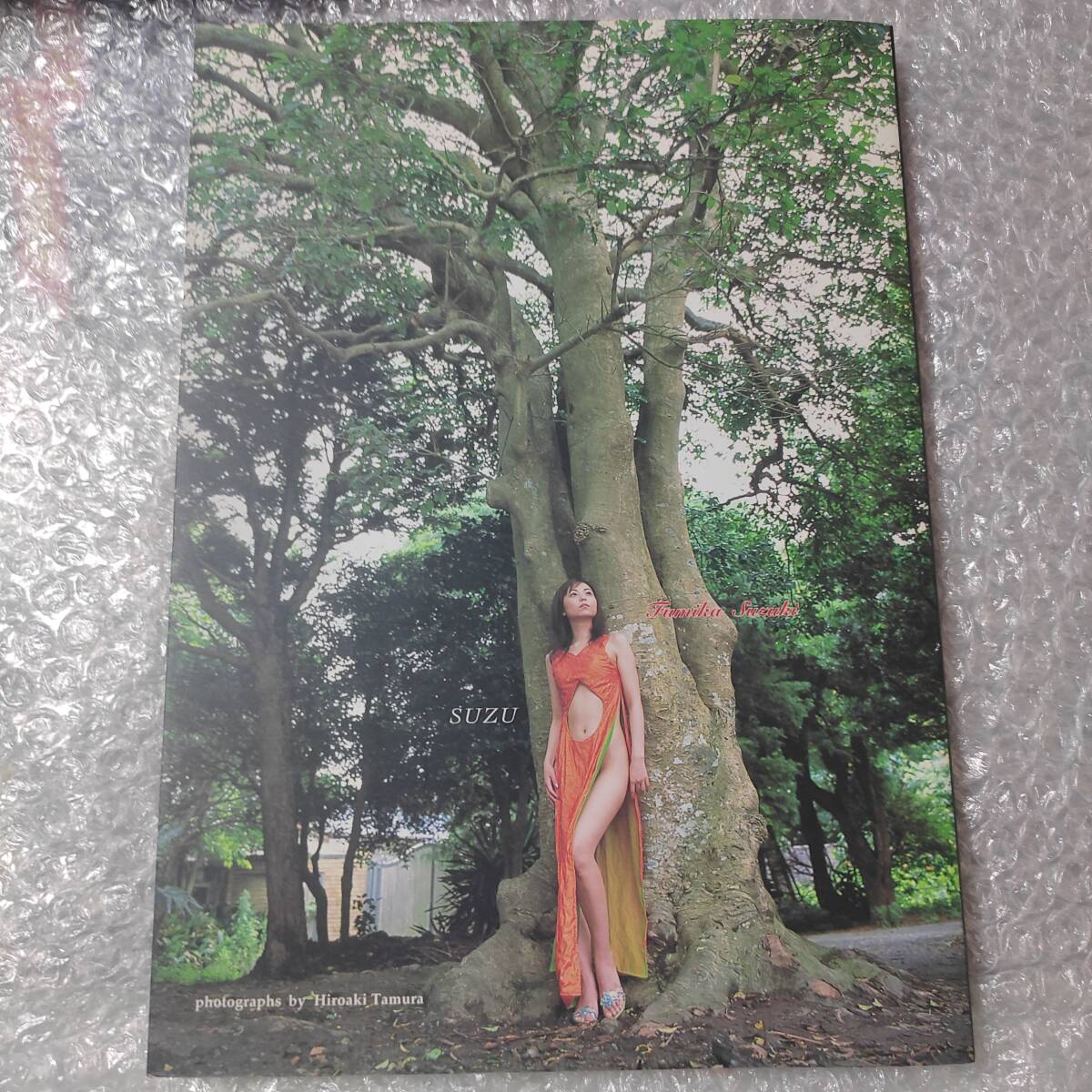 Yahoo!オークション - SUZU 鈴木史華写真集 田村浩章／撮影
