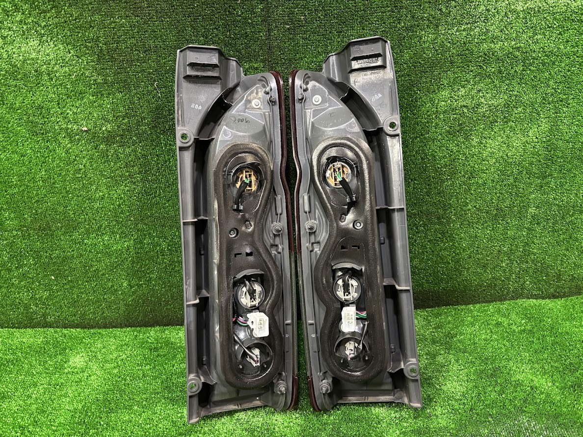 Yahoo!オークション - 送料込み ハイエース200系 中古美品 S-GL純正...