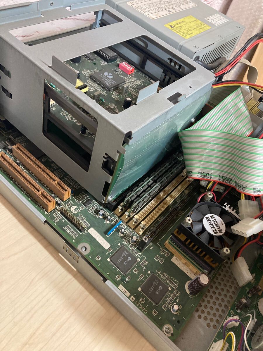 2台 まとめ NEC PC-98 デスクトップパソコン PC-9821V20/S5D3 2台 まとめ NEC PC-98 デスクトップパソコン PC-9821V20/S5D3