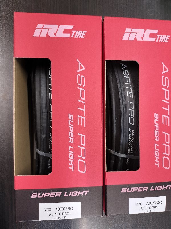 Yahoo!オークション - アスピーテプロ S-LIGHT 700-28C IRC ASPITE PRO...