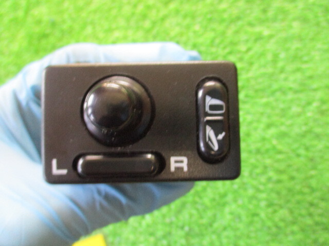 W25407 保証付 プリメーラ P11 ドアミラースイッチ カプラーハーネス付 H10年 宮城県 発送 発送サイズ A/棚K28(日産用)｜売買されたオークション情報、yahooの商品情報を ...