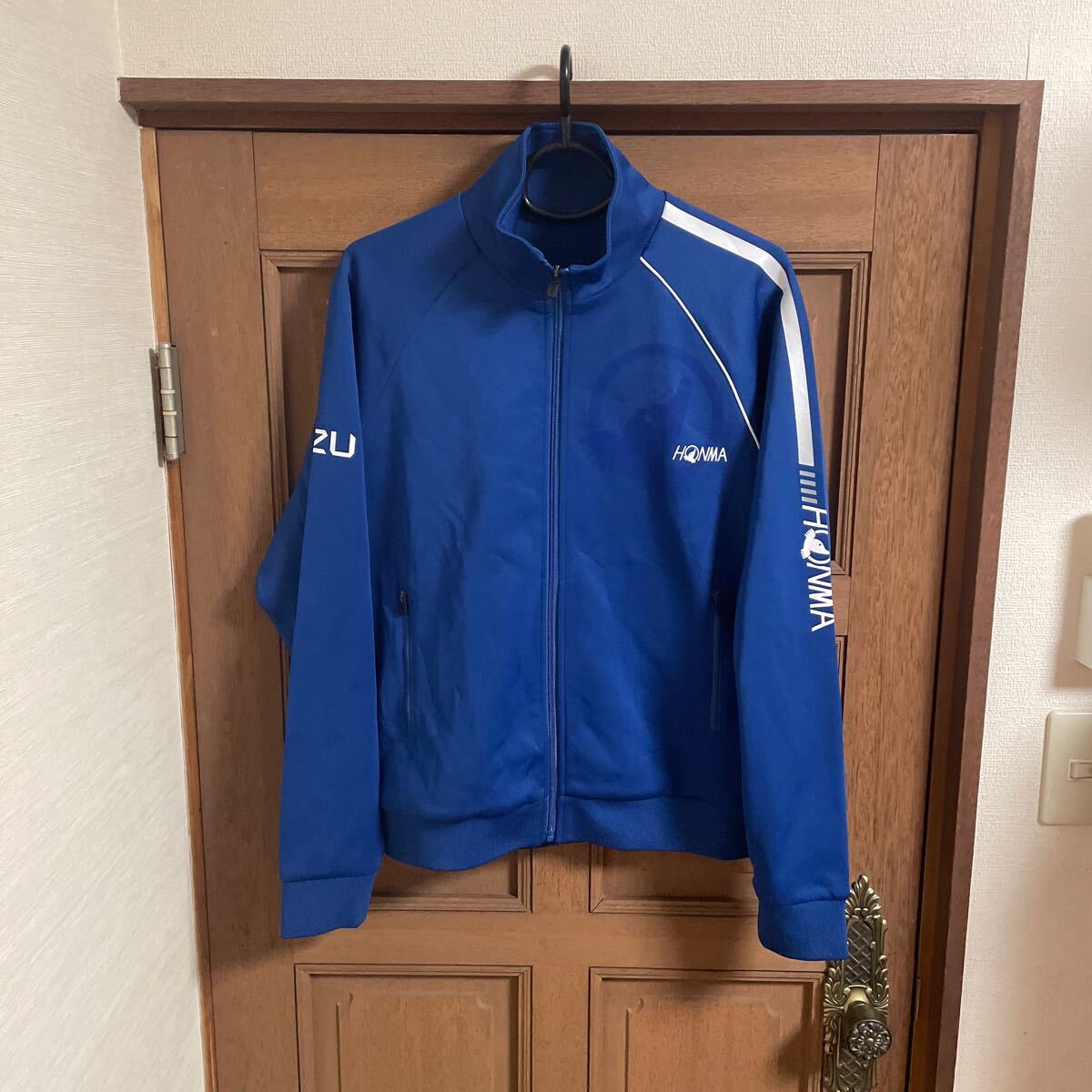 Yahoo!オークション - HONMA ゴルフ フルジップジャージ Mサイズ AIZU...