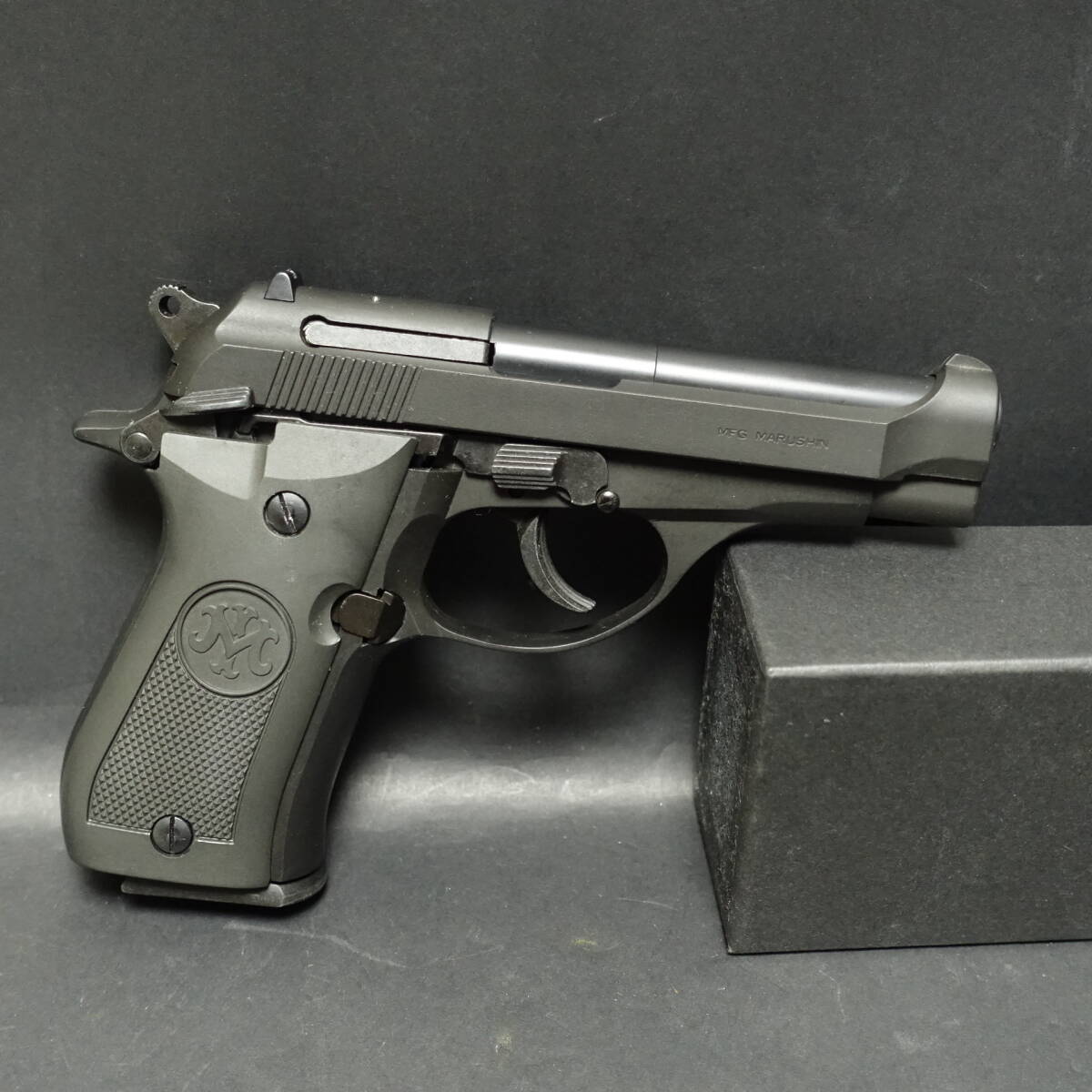 Yahoo!オークション - マルシン M84 HW ベレッタ