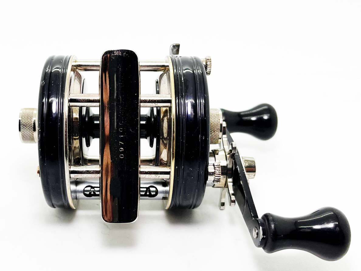 Yahoo!オークション - ゜)) アブ ABU Ambassadeur 5000C De Luxe風カス...