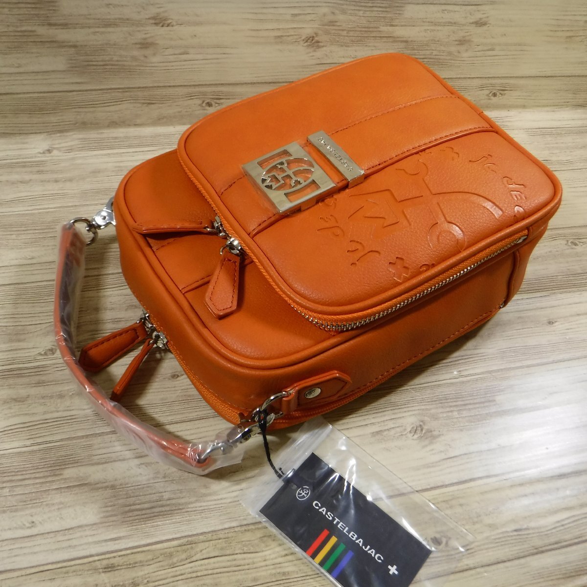 Yahoo!オークション - YY96 カステルバジャック 定価2万3650円 新品 2W...