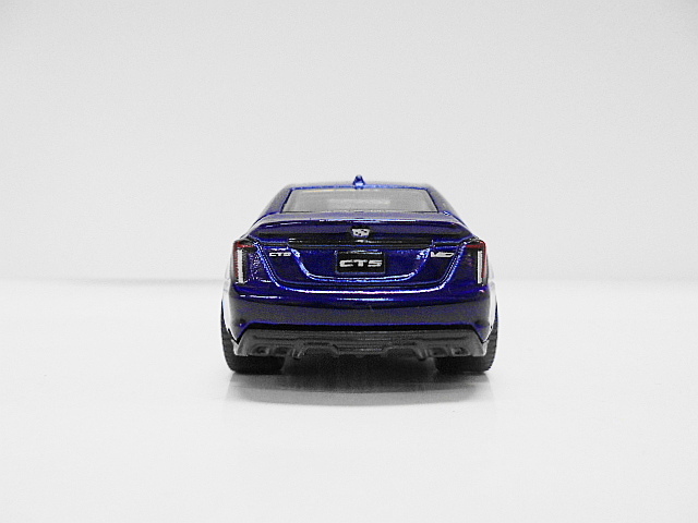 Yahoo!オークション - ルース品 MATCHBOX 2021 キャデラック CT5-V ミ...