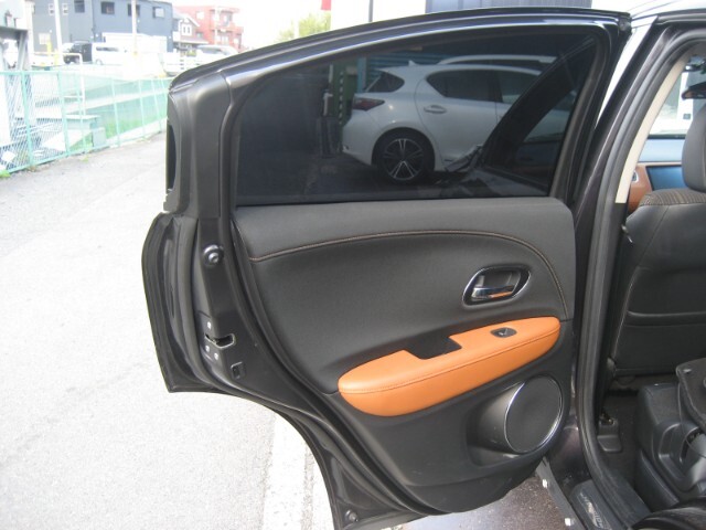 Yahoo!オークション - 35133 ベゼル ヴェゼル ハイブリッドZ RU3 左リ...