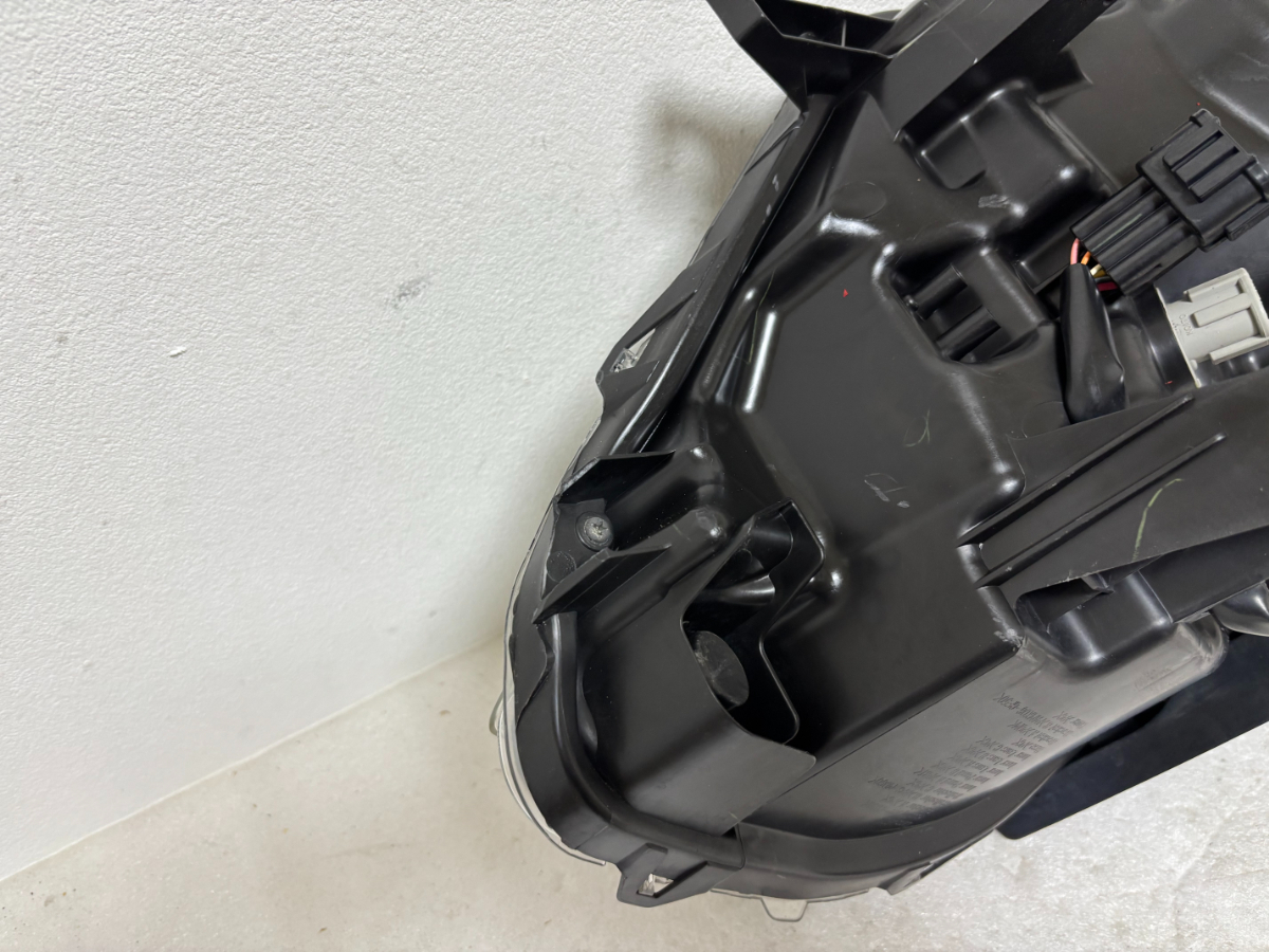 Yahoo!オークション - エクストレイル T32 前期 刻印F 100-17942 LED ...