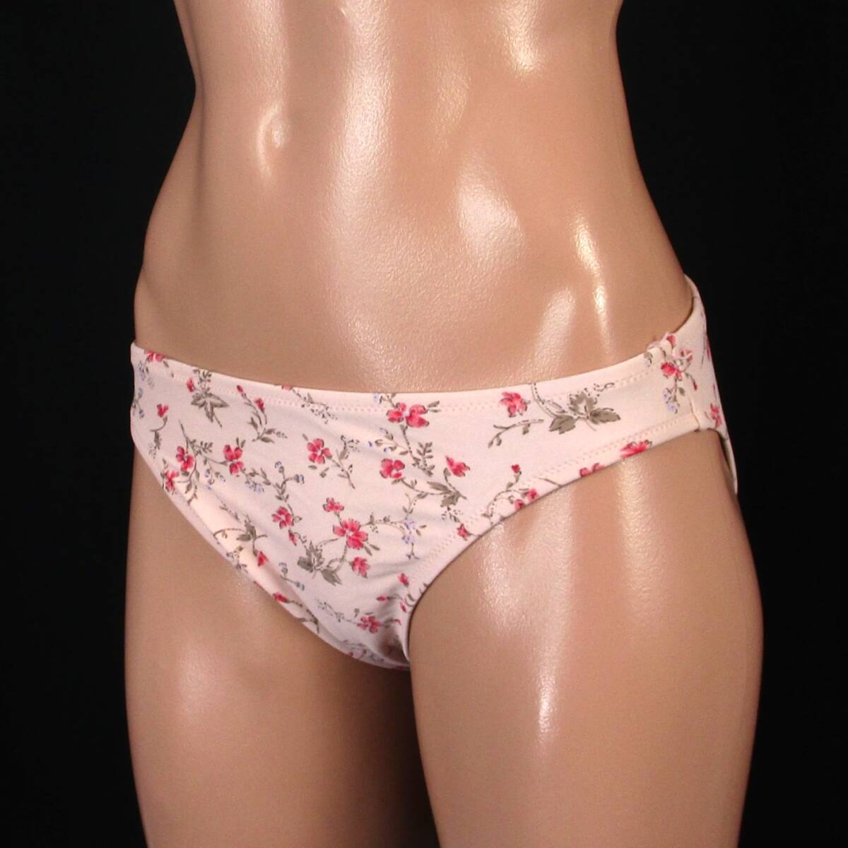 Yahoo!オークション - C4166 クレタムーン 薄ピンク 小花柄 かわいい ...