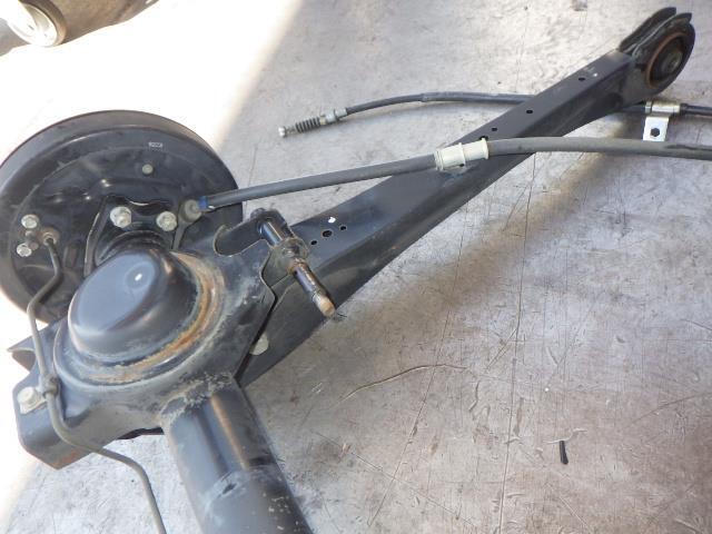 Yahoo!オークション - ミニキャブ GBD-U61V RアクスルホーシングASSY 3...