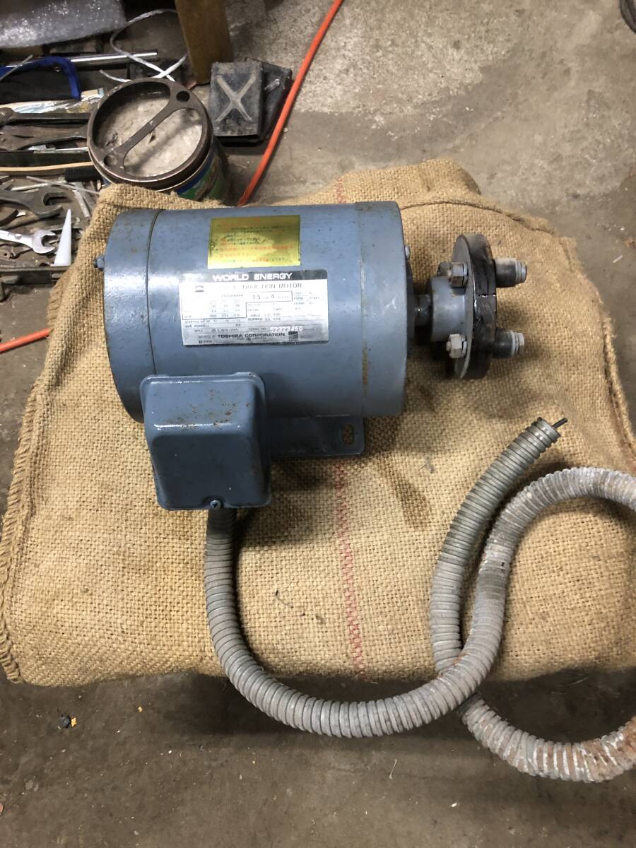 Yahoo!オークション - 東芝モーター200V 1.5KW 4p中古品