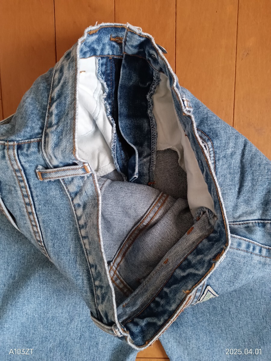 Yahoo!オークション - USA製GUESS ジーンズ＜W29 L30＞USED