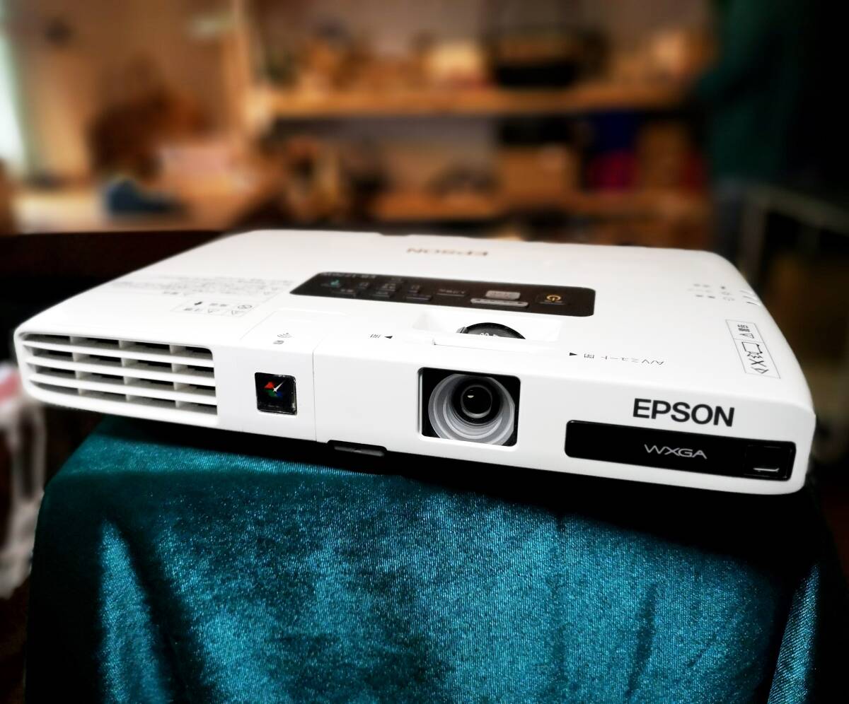 Yahoo!オークション - A1198 エプソンプロジェクター EB-1776W ジャン...