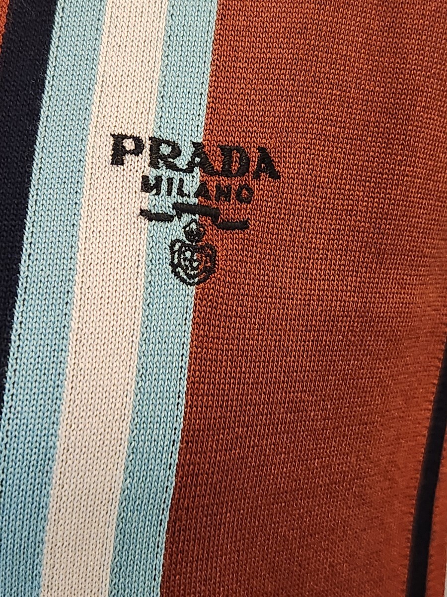 Yahoo!オークション - PRADA トップス (9056)