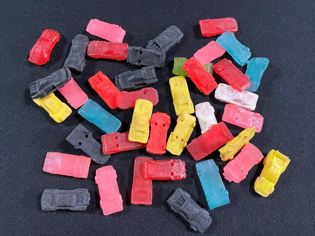 Yahoo!オークション - j∞∞ 難あり まとめて スーパーカー消しゴム ...