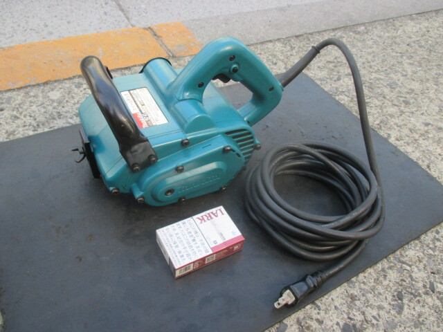 Yahoo!オークション - u966 マキタ ホイールサンダ モデル9741 100V10...