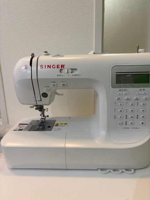 Yahoo!オークション - シンガー コンピューターミシン SP-05N フットコ...
