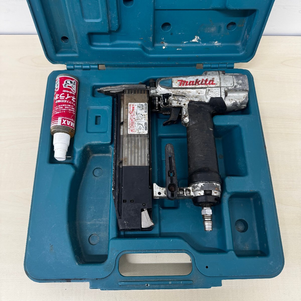 Yahoo!オークション - K363【動作確認済】makita 仕上釘打機 AF502N ...