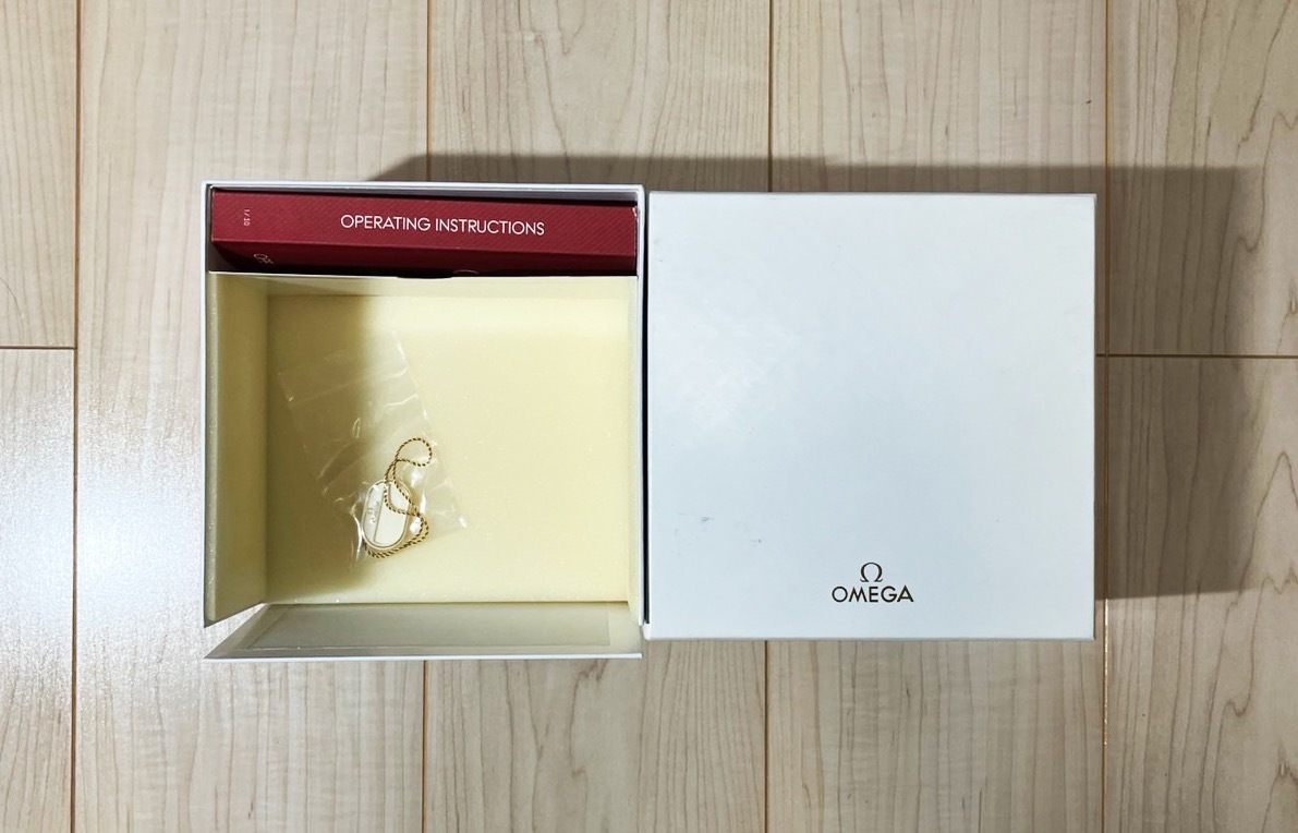 美品 OMEGA オメガ 箱 時計の外箱ケース ウォッチボックス 空箱 美品 OMEGA オメガ 箱 時計の外箱ケース ウォッチボックス 空箱