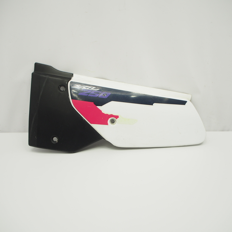 Yahoo!オークション - DEGREE MD31 純正サイドカバー左 サイドカウル ...