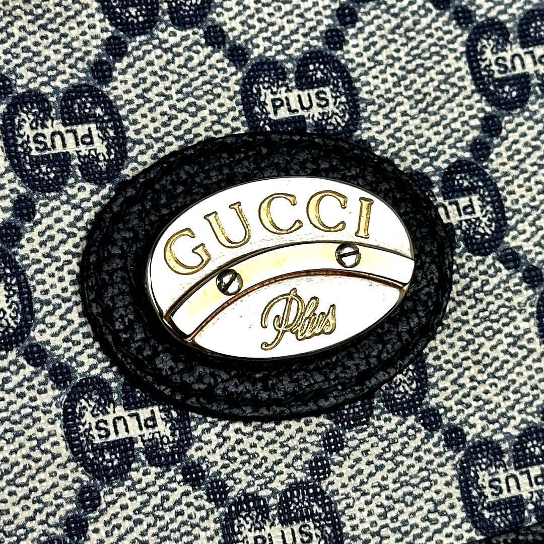 極美品 GUCCI グッチ ショルダーバッグ クロスボディ 肩掛け 極美品 GUCCI グッチ ショルダーバッグ クロスボディ 肩掛け