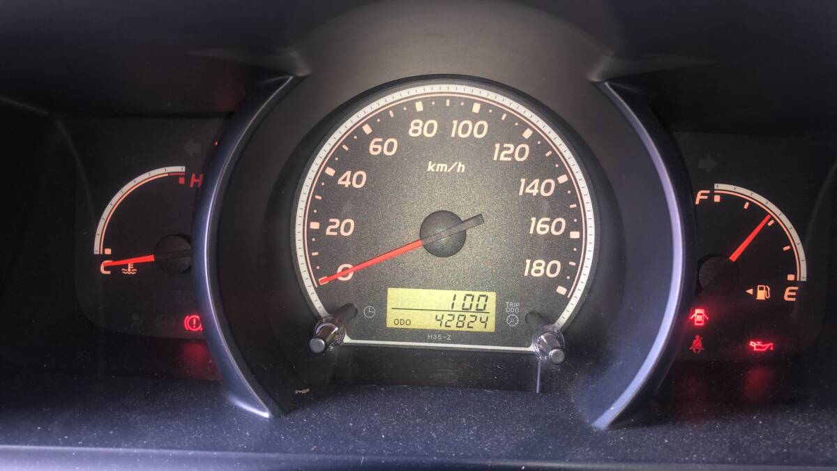 Yahoo!オークション - トヨタ テールライト 左 ハイエース CBF-TRH200K...